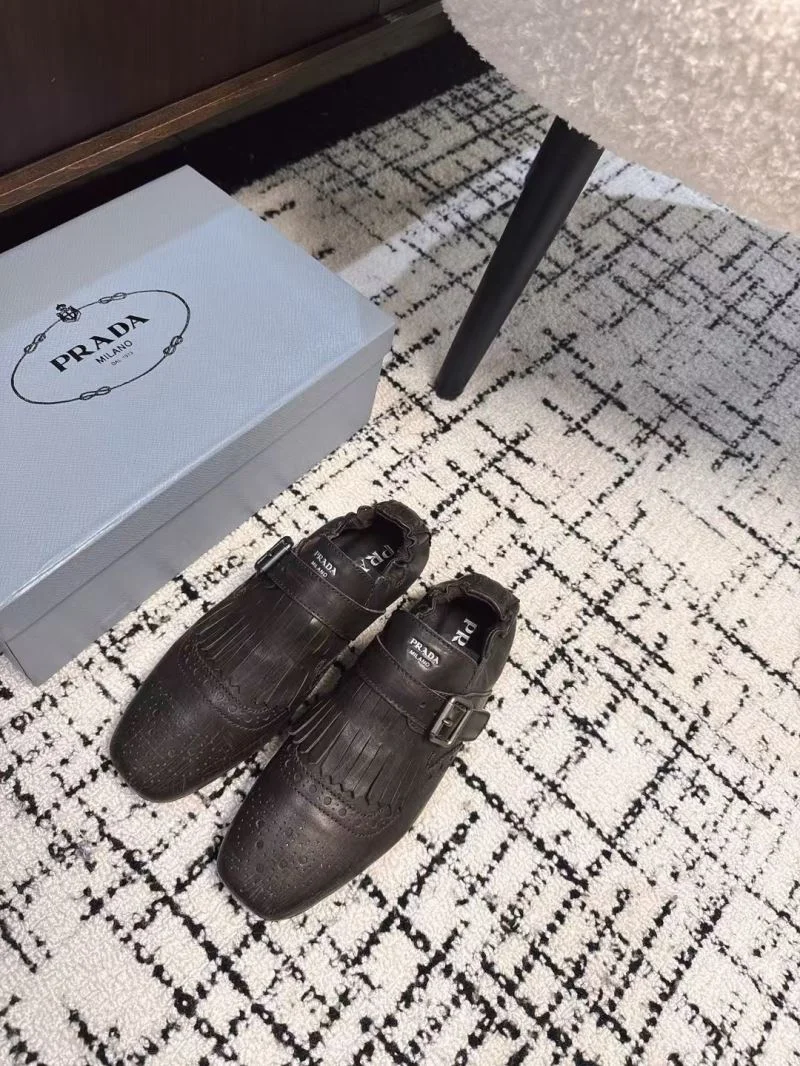 High fidelity Prada Slippers