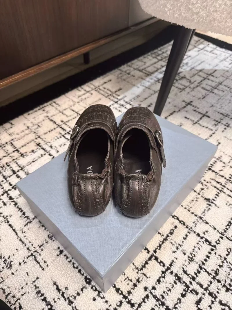 High fidelity Prada Slippers