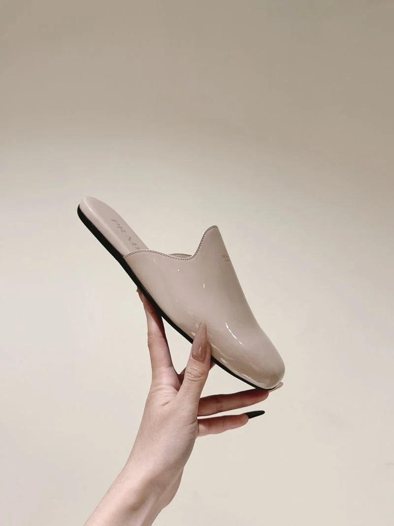 High fidelity Prada Slippers