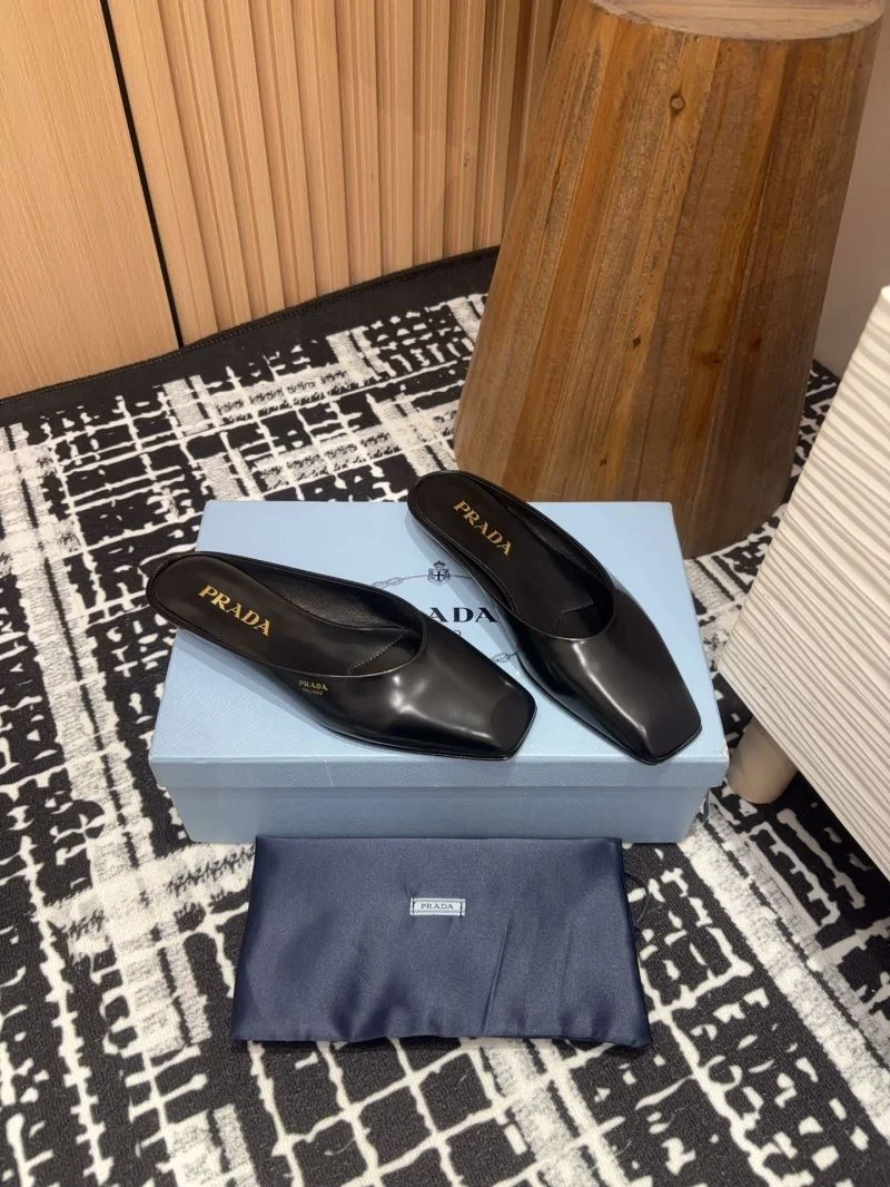 High accuracy Prada Slippers