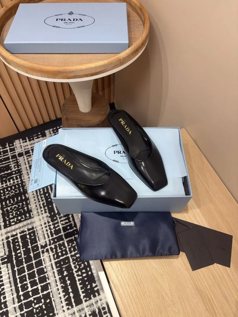 High accuracy Prada Slippers