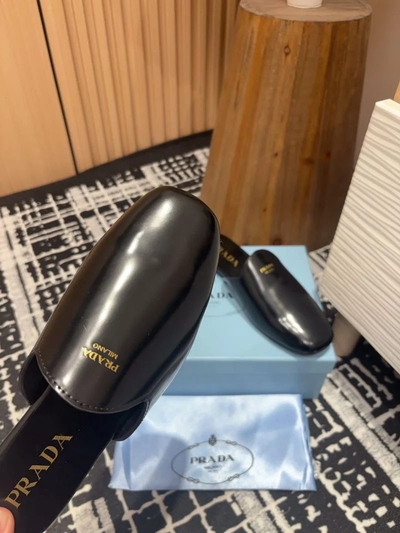 1:1 copy Prada Slippers