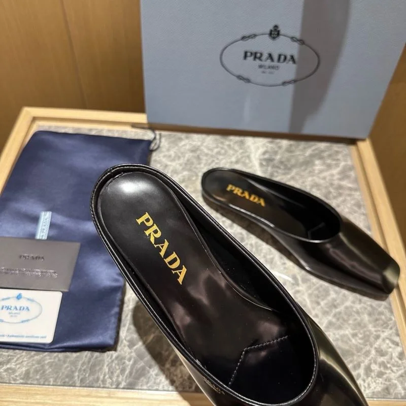 Brand-original Prada Slippers