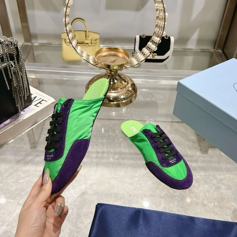 Low-cost Prada Slippers