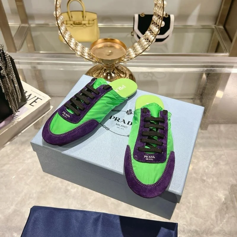Low-cost Prada Slippers