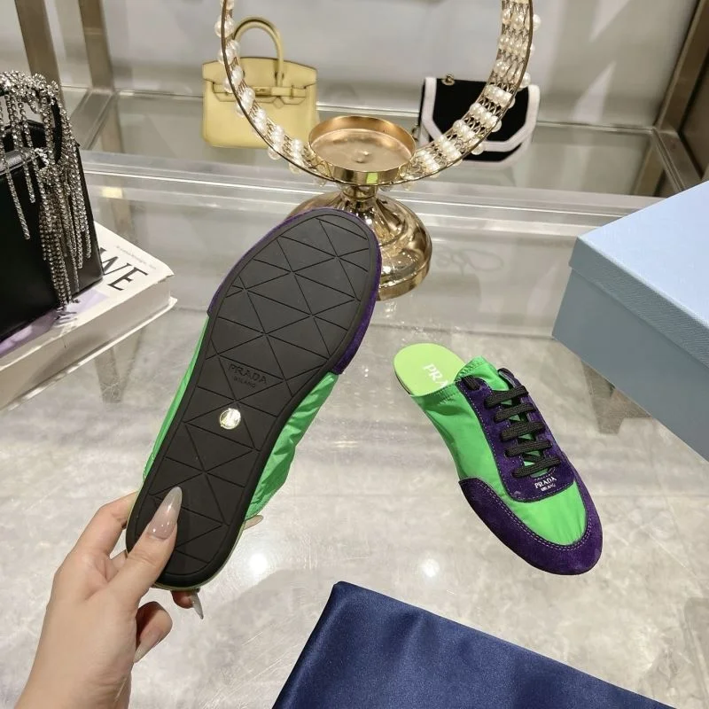 Low-cost Prada Slippers