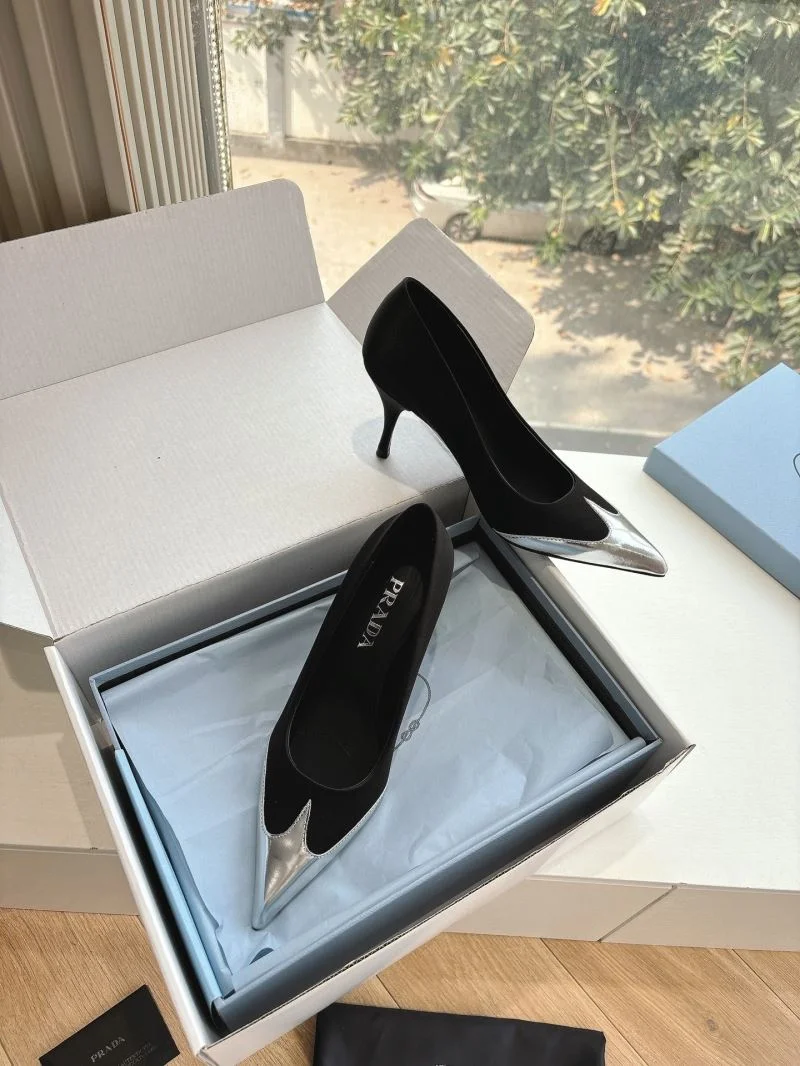 Factory-made Prada Slippers