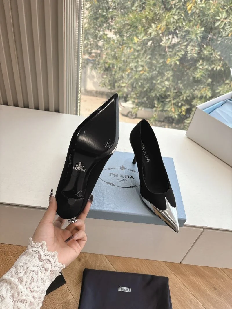 Factory-made Prada Slippers