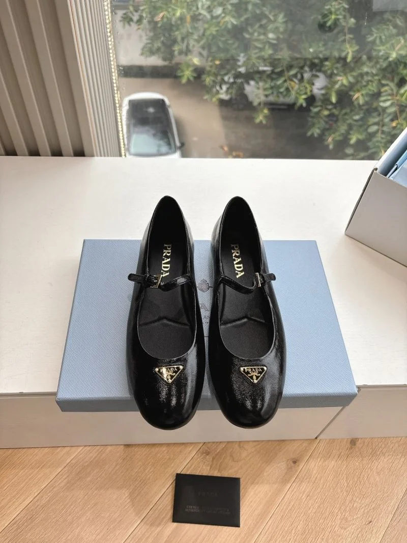 Economical Prada Slippers