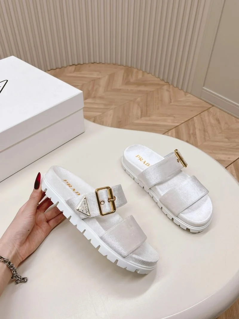 High accuracy Prada Slippers