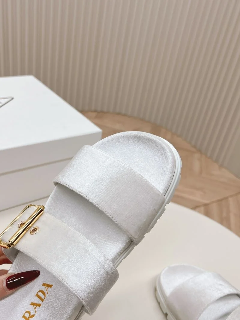 High accuracy Prada Slippers