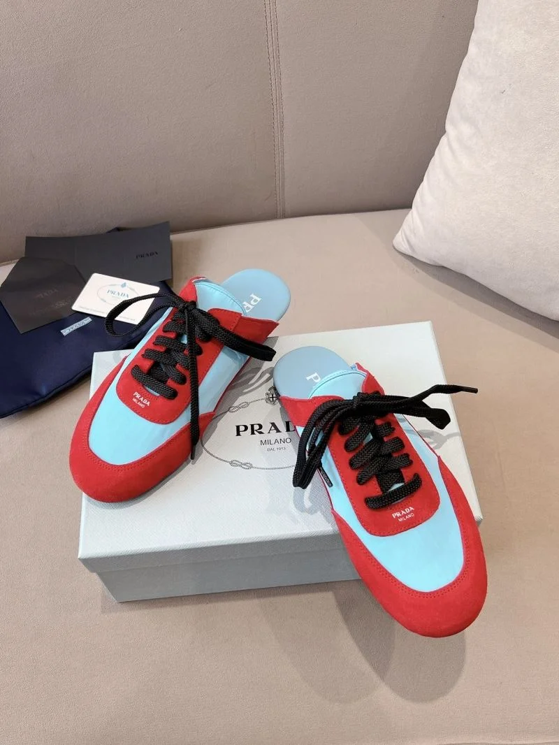 Low-cost Prada Slippers