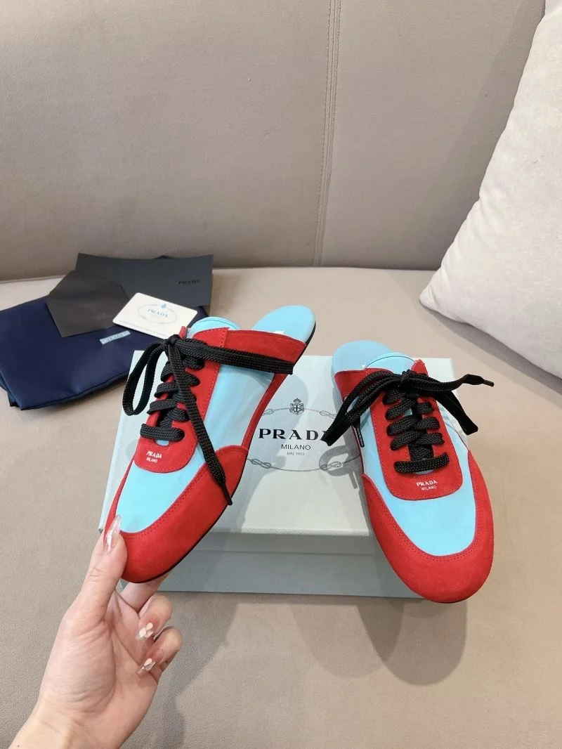 Low-cost Prada Slippers