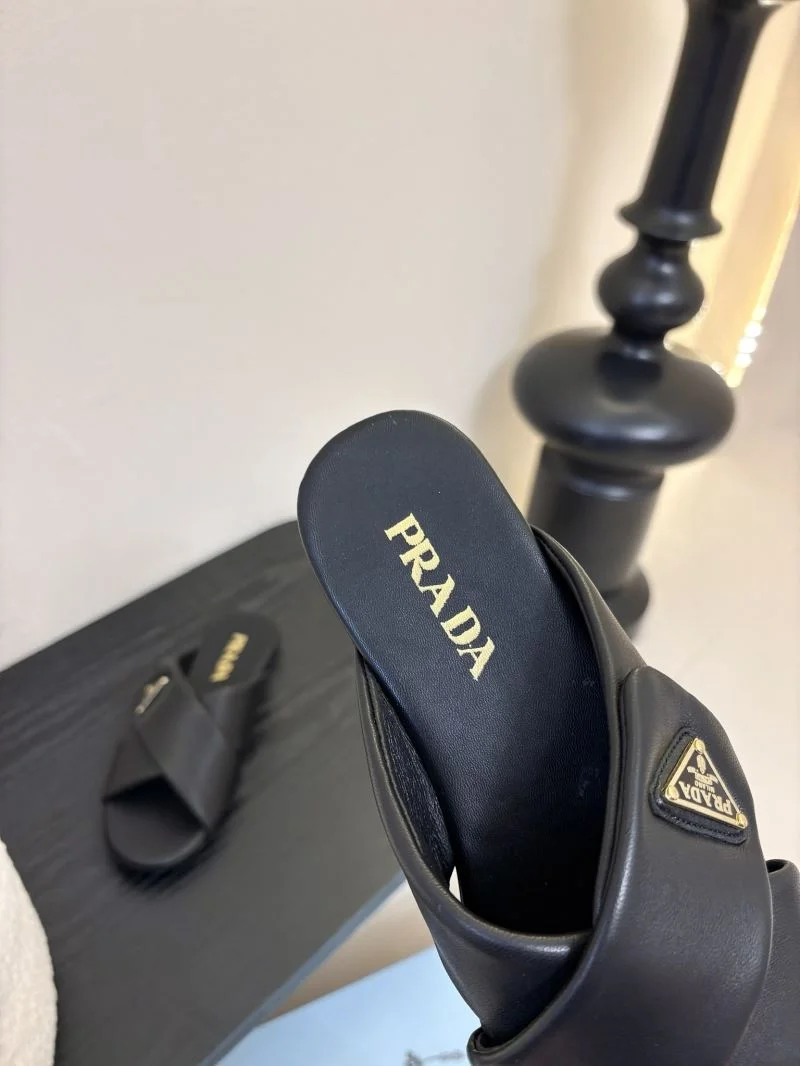 1:1 copy Prada Slippers
