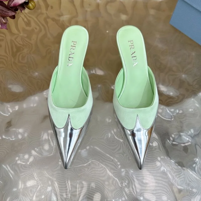 Top mirror Prada Slippers