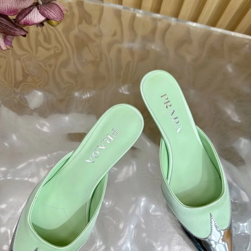 Top mirror Prada Slippers