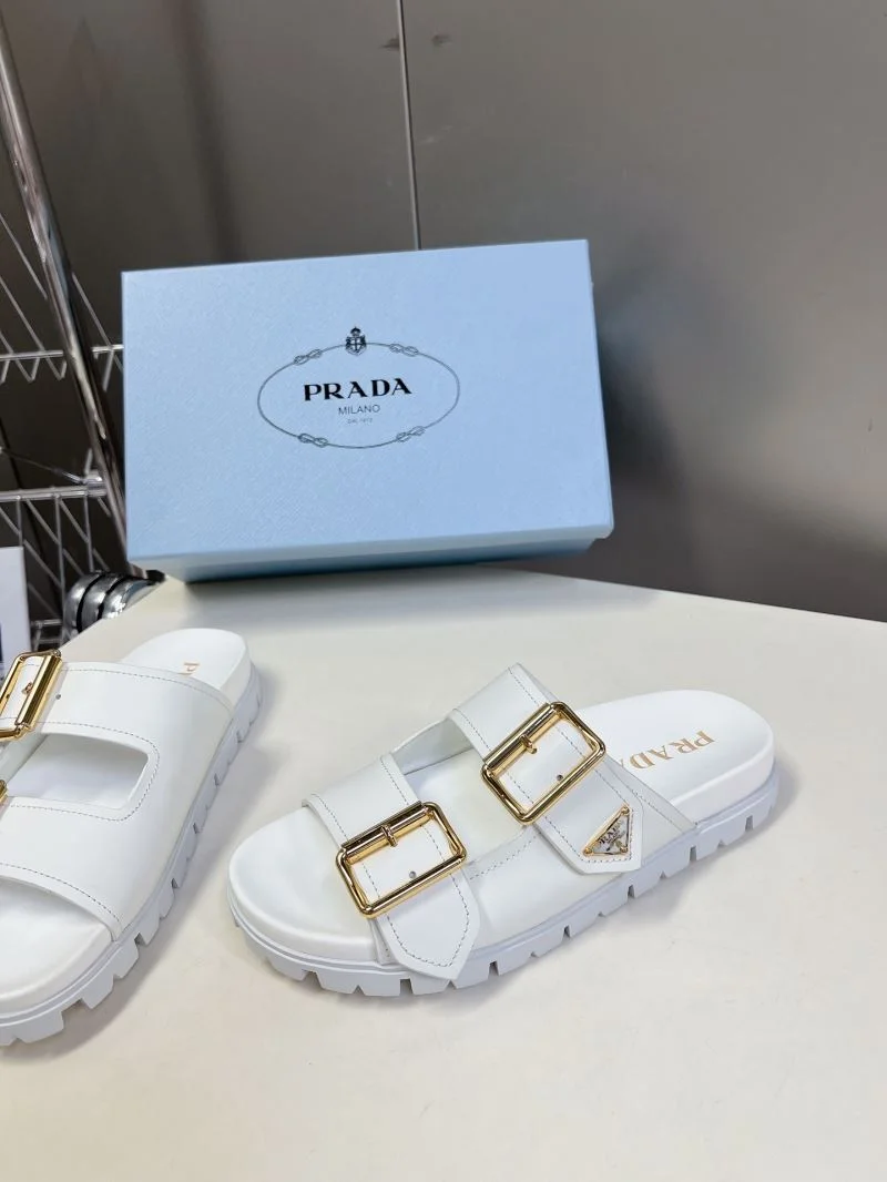 Accurate model Prada Slippers