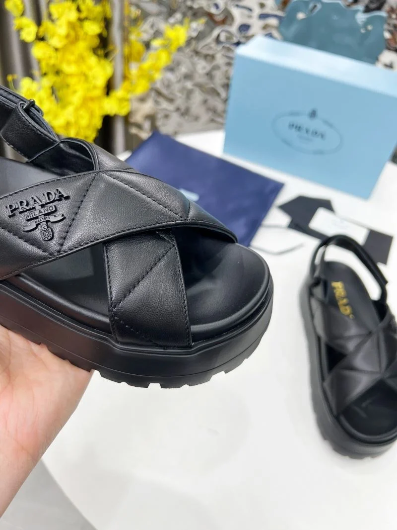 Top mirror Prada Slippers