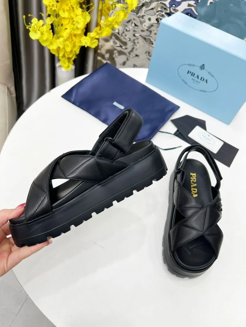 Top mirror Prada Slippers