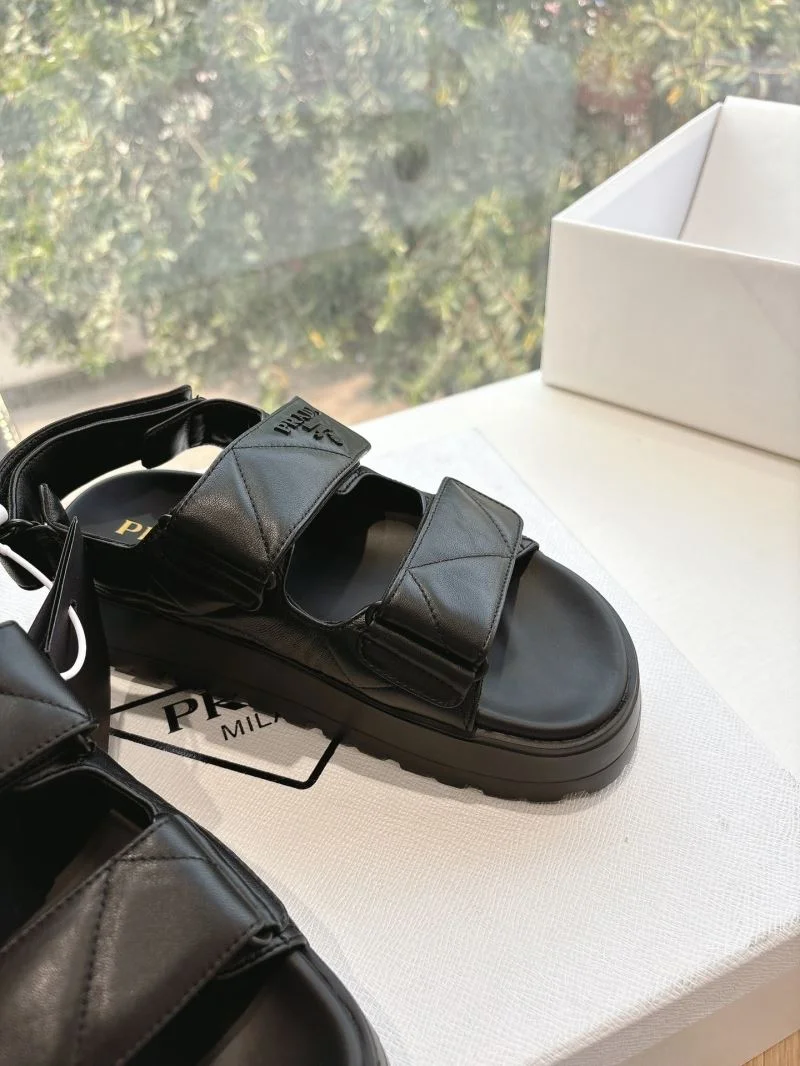 Top mirror Prada Slippers
