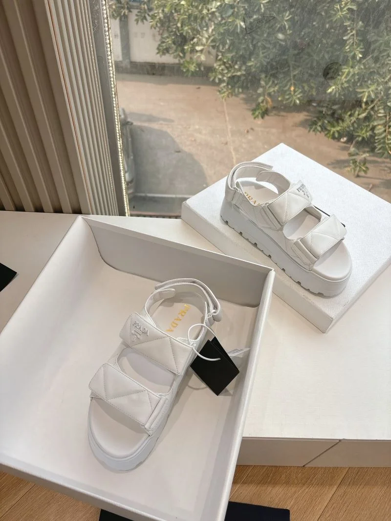 Top mirror Prada Slippers