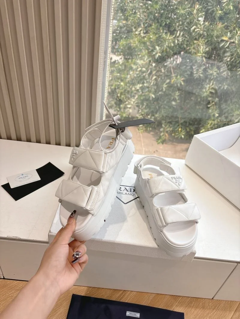 Top mirror Prada Slippers
