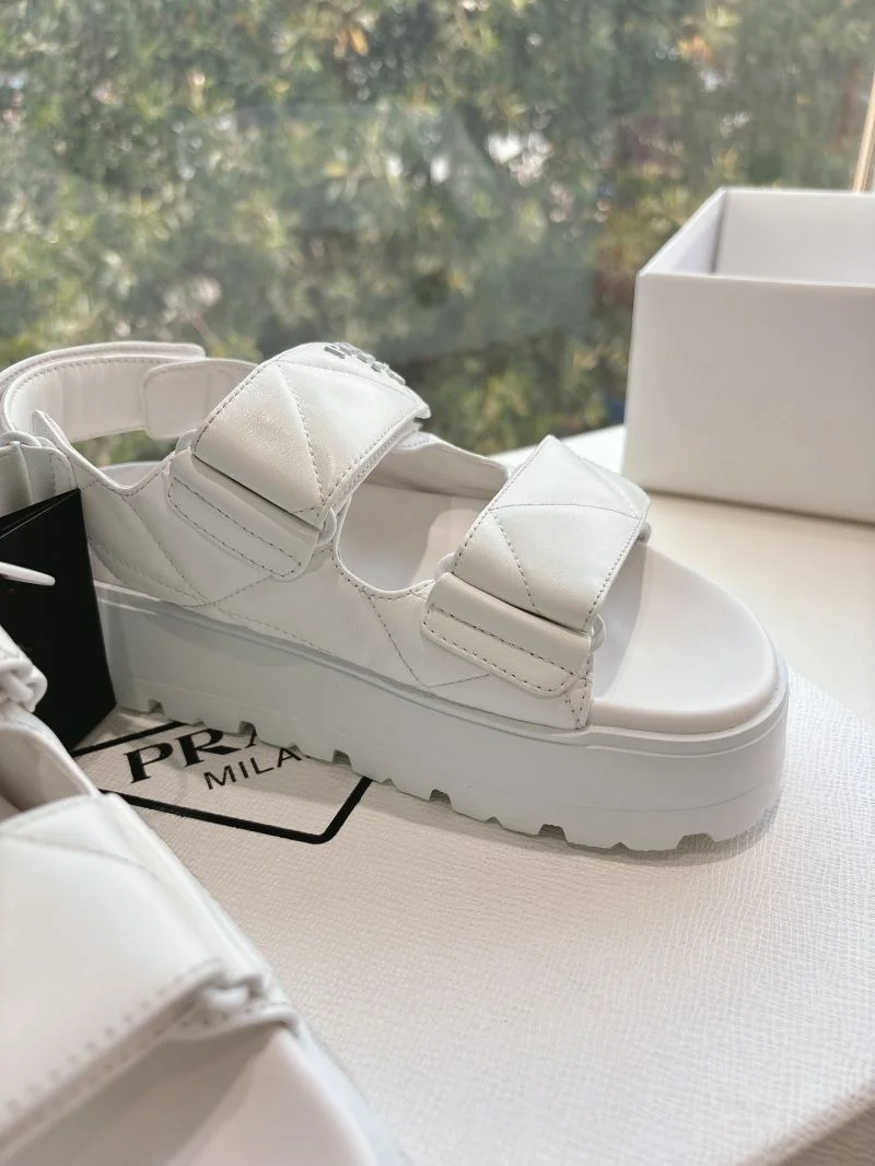 Top mirror Prada Slippers