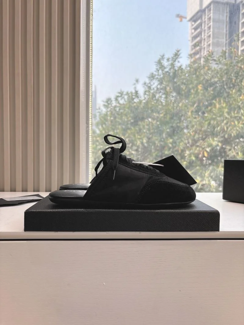 Factory-made Prada Slippers