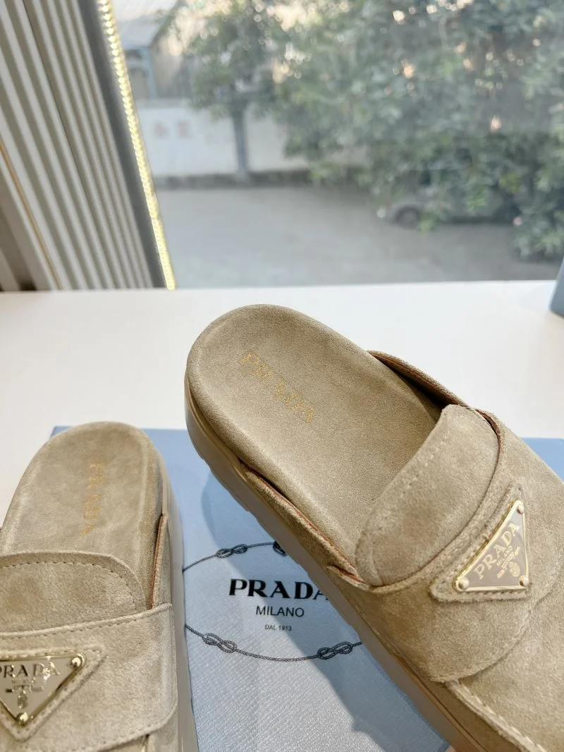 Top match Prada Slippers