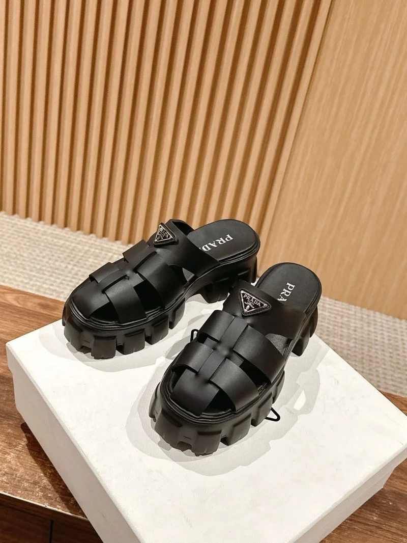 Top match Prada Slippers
