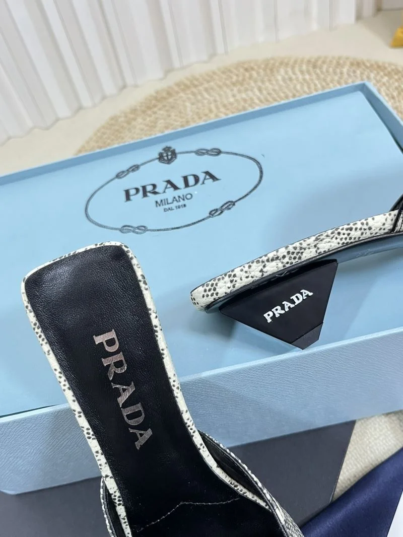 Exact replica Prada Slippers