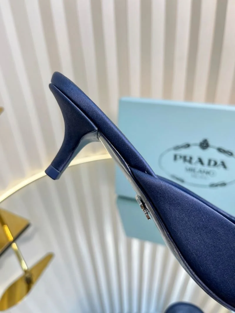 Top match Prada Slippers