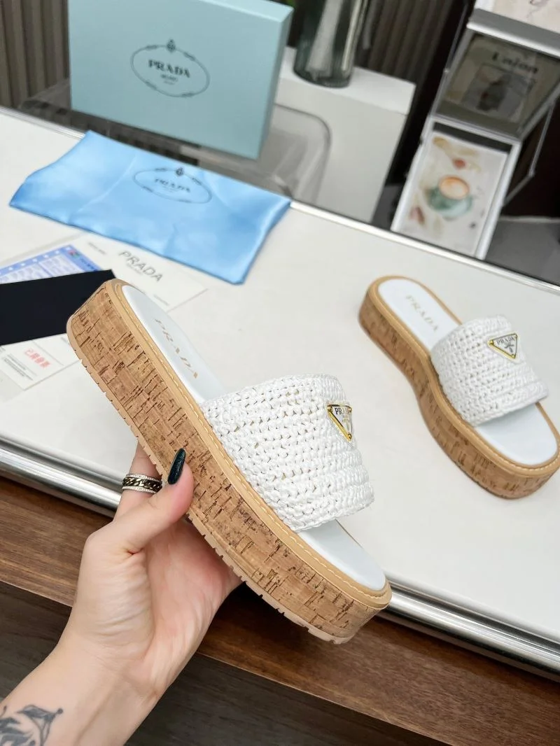 Brand-original Prada Slippers