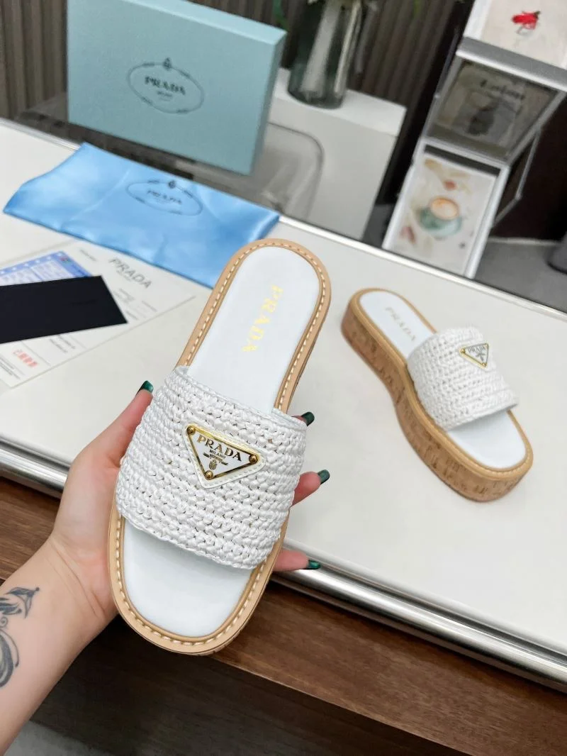 Brand-original Prada Slippers