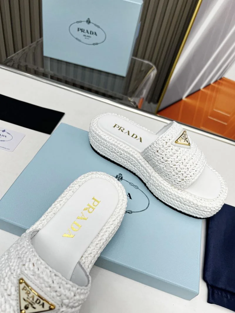 High accuracy Prada Slippers