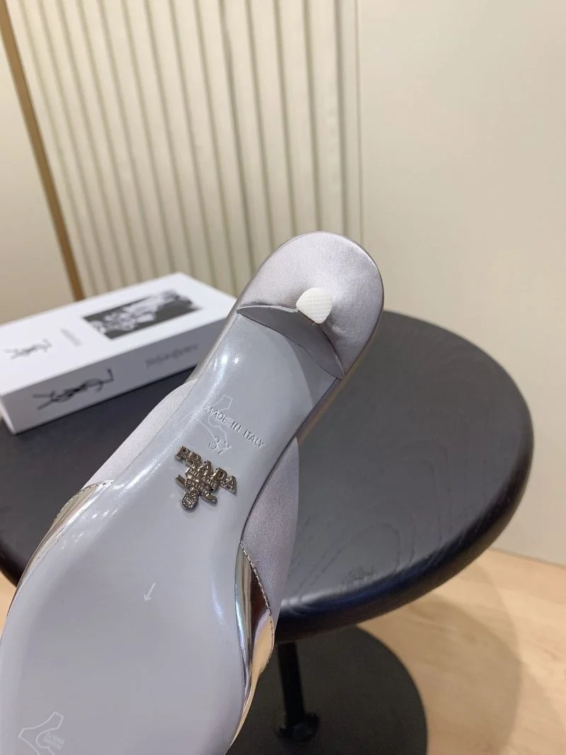 Factory-made Prada Slippers