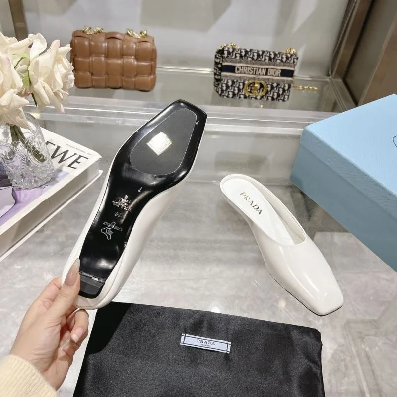Top mirror Prada Slippers
