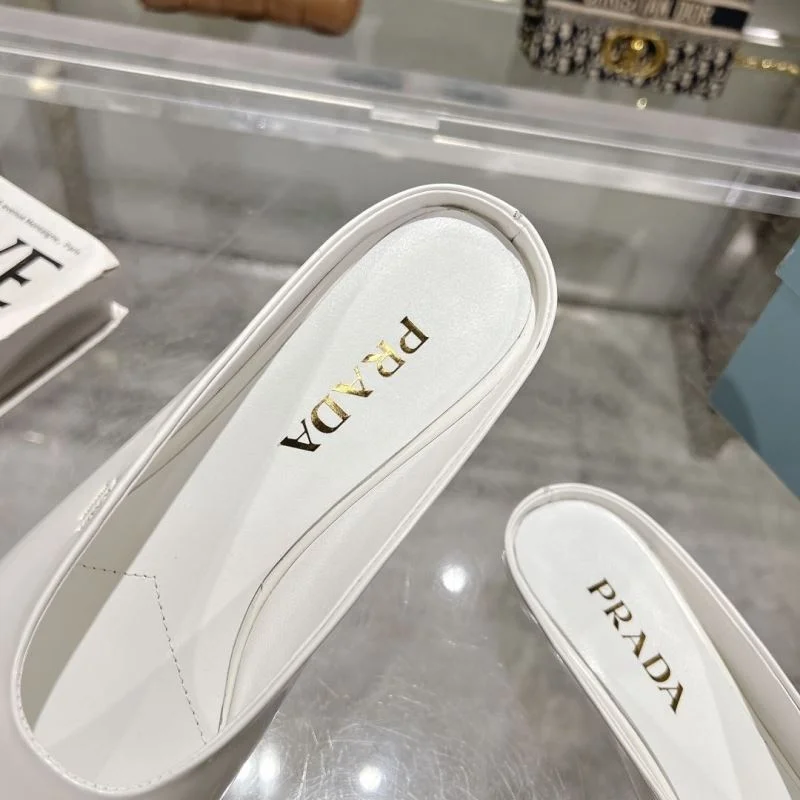 Top mirror Prada Slippers