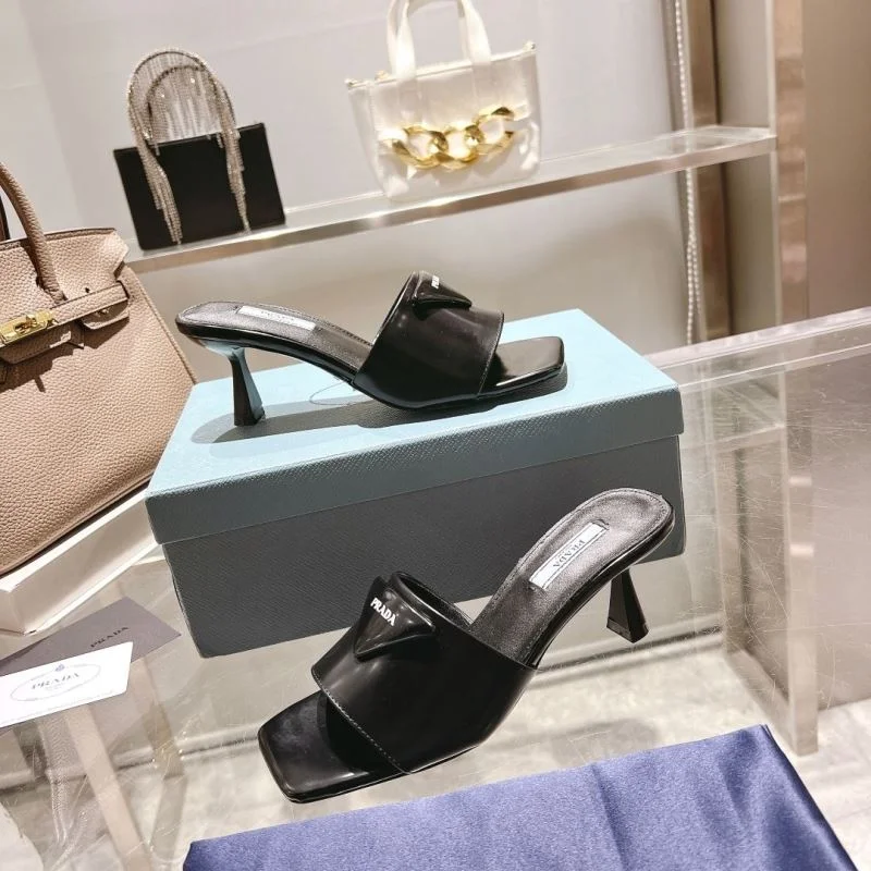 Accurate model Prada Slippers