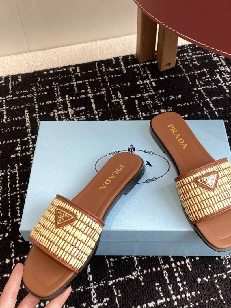 High fidelity Prada Slippers