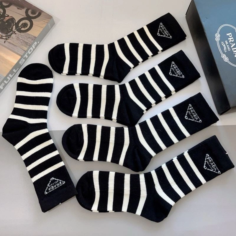 Accurate model Prada Socks
