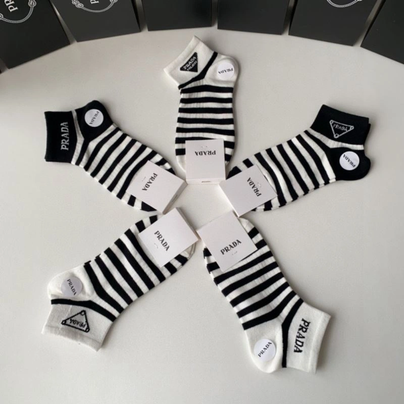 Accurate model Prada Socks