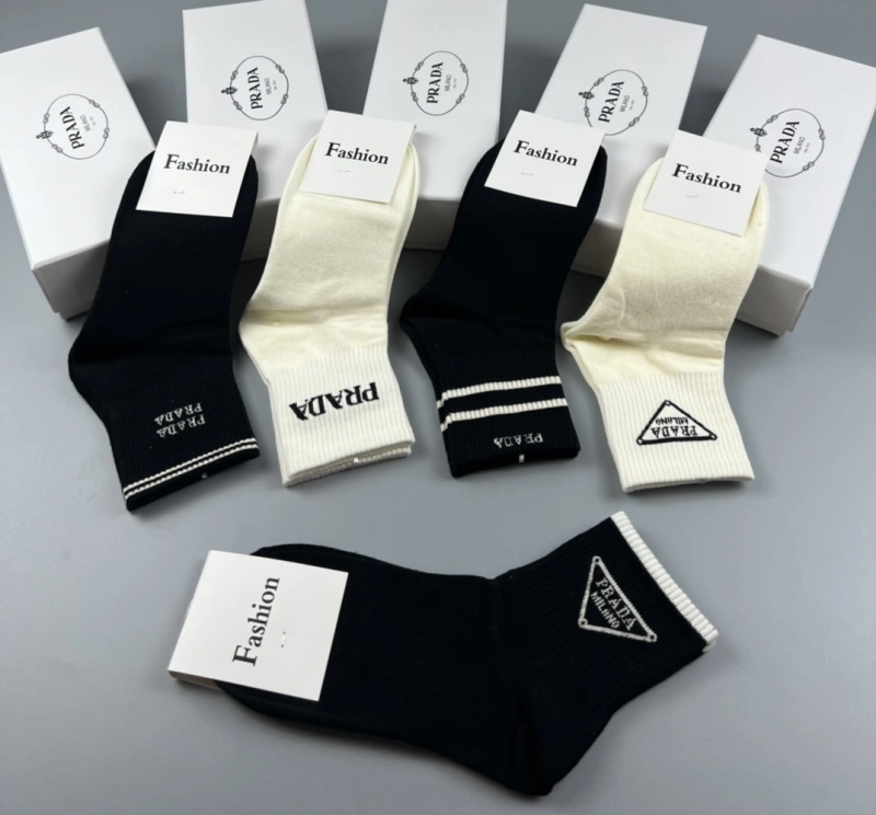 Factory-made Prada Socks