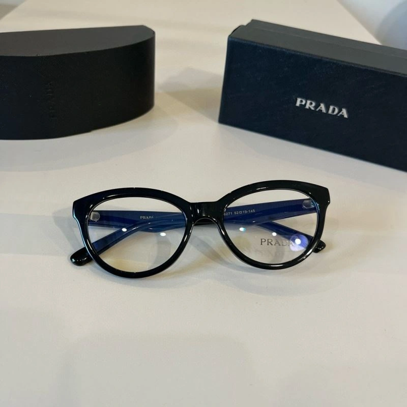 Top match Prada Sunglasses