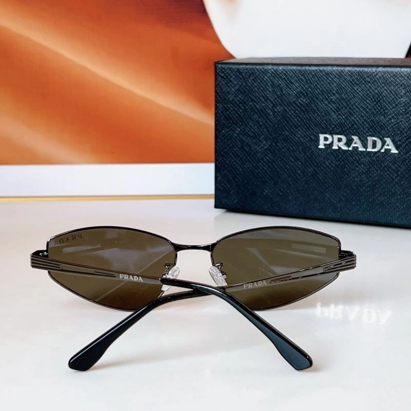 Top mirror Prada Sunglasses
