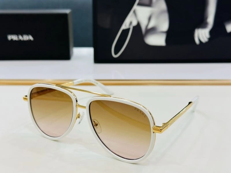 Exact replica Prada Sunglasses