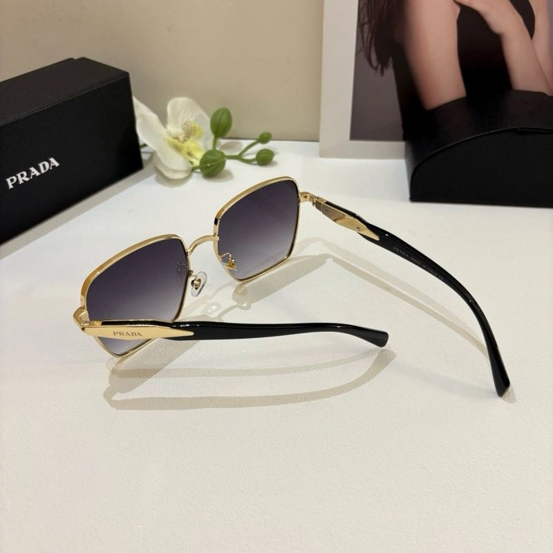 Accurate model Prada Sunglasses