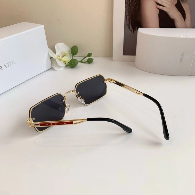 Factory-made Prada Sunglasses