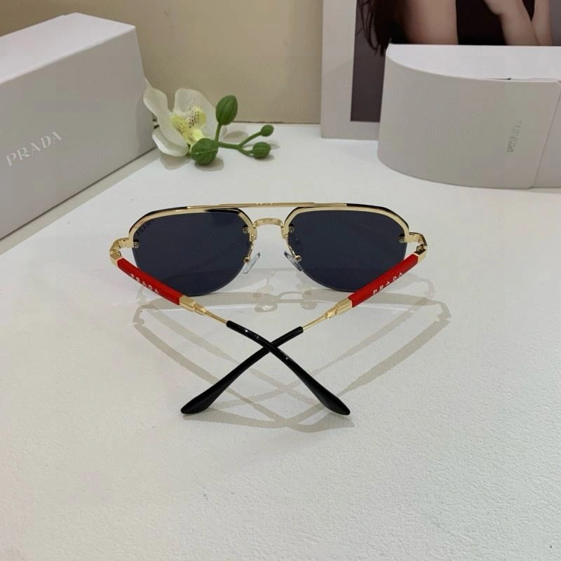 Accurate model Prada Sunglasses