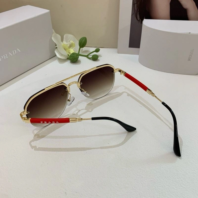 Accurate model Prada Sunglasses